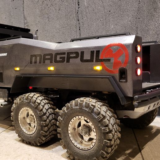 🚗 1:10 Unimog rally 6x6 body for TRX6・ STL File for 3D printing・Cults