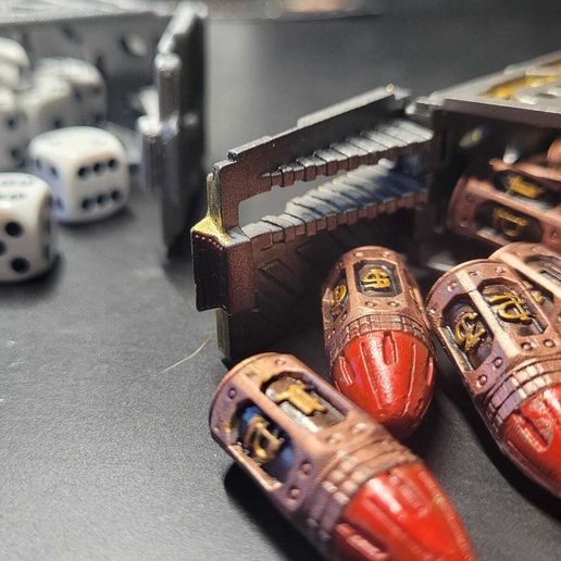 🎲 Imperial Bolter Bullet Dice and Magazin・ STL File for 3D printing・Cults
