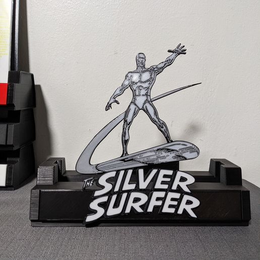 3D file Silver Surfer Graded Comic Book Stand LED Ready Wall Mountable ...