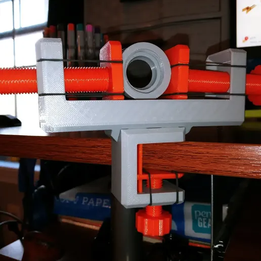 🆓 Desk Vice & C-Clamp (Support/Hardware Free)・Free 3D File for ・Cults