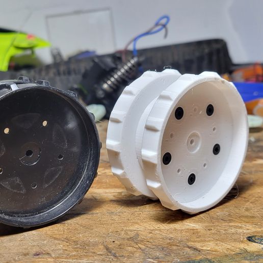 🛞 Tyco 9.6v Fast Traxx rear wheel・ STL File for ・Cults