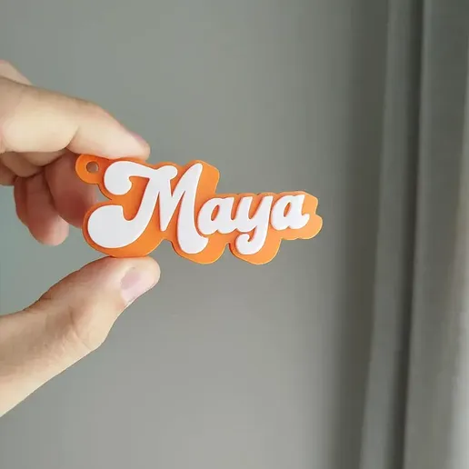 🗝️ Retro name tag - Maya・Free 3MF File for 3D printing・Cults