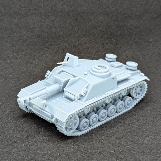 🇩🇪 STUH 42 (Sturmhaubitze 42 Ausf.G) + 3 Tankmen + blindaje lateral ...
