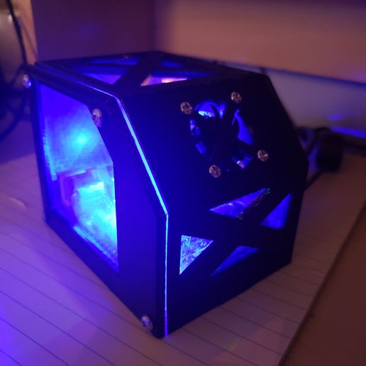 STL file Raspberry Pi case with arduino・3D printer design to download・Cults