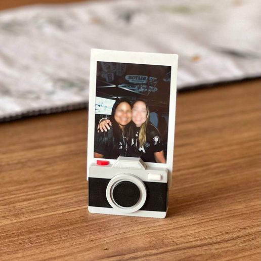 📷 Stand Polaroid - Camara・Archivo 3MF para Impresión 3D・Cults