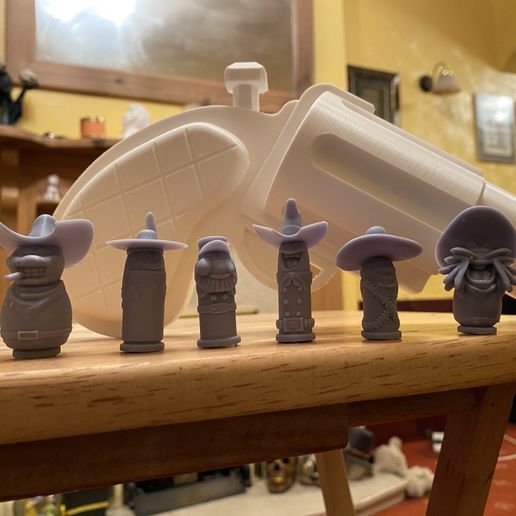 🐇 Rodger Rabbit Toon Gun and Bullets STL・ 3D File for ・Cults