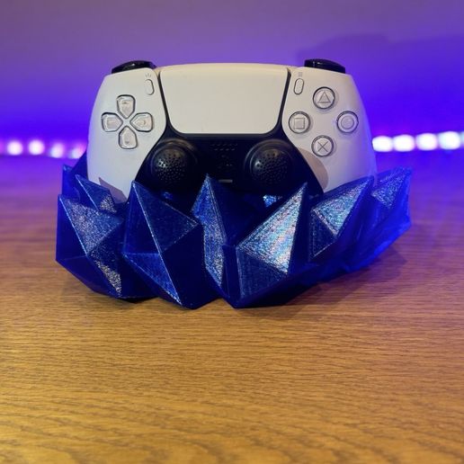 🔮 PS5 Dualsense Crystal Shape Stand Holder・ STL File for 3D printing・Cults