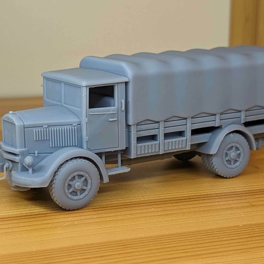 🚚 Lancia Ro Heavy truck 4x2 (Italy, WW2)・ 3D File for ・Cults