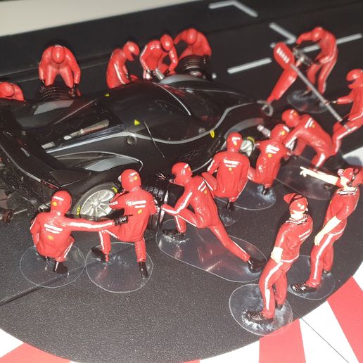 🚗 1/32 Slot Car figures - set of 17 Formula One pit stop crew・ STL File ...