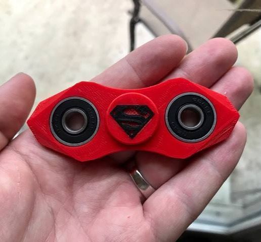 Free 3D file Superman Spinner caps 🦸‍♂️ ・3D printable model to download ...