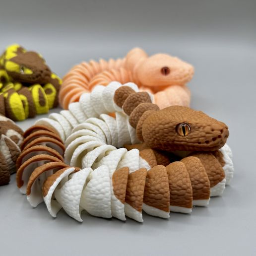 👁️ Articulated Ball Python | Pre-Painted + Optional 8mm Glass Eye ...