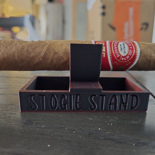 🚬 Stogie Stand - Cigar Holder・ STL File for 3D printing・Cults