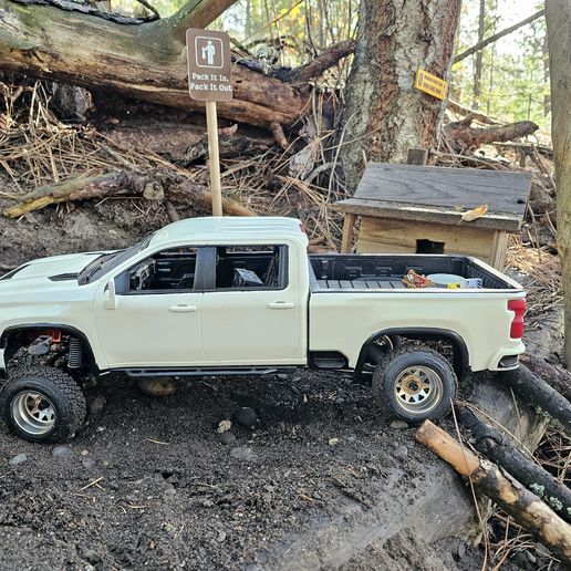 3D printing Chevrolet Silverado 2500 2022 • made with CR10S PRO・Cults