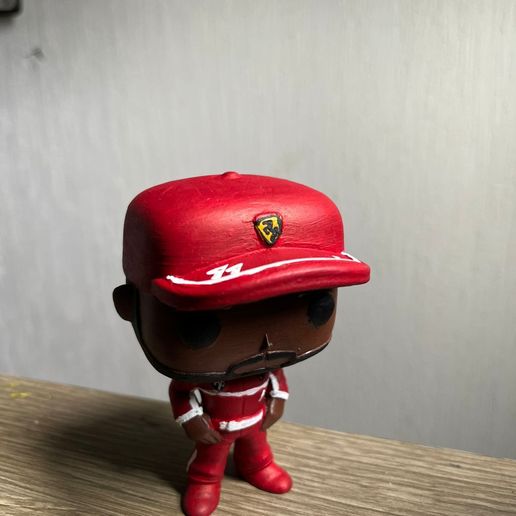 🗿 LEWIS HAMILTON FUNKO FERRARI 2025・ STL File for 3D printing・Cults