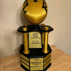 3D printed objects made with Overture Black & Silk Gold filament・Cults