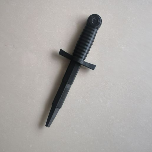 🗡️ Collapsing dagger - Repairable・Free STL File for ・Cults