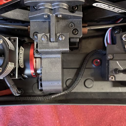 STL file ASUGA XLR 6S Gear Cover ⚙️ ・3D printable model to download・Cults