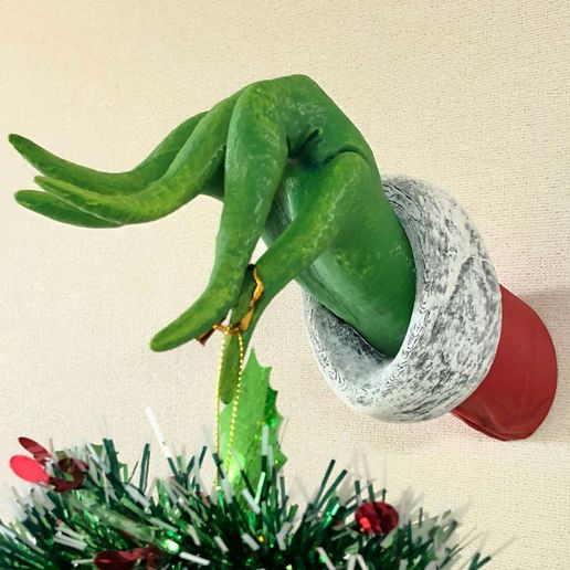 3D printing The Grinch Hand Wall Mount • made with PRUSA MK4・Cults
