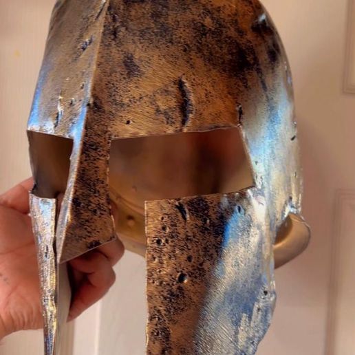 🪖 LEONIDAS 300 HELMET・ STL File for 3D printing・Cults