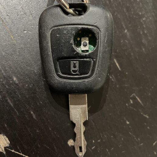 Free STL file Peugeot 206 key button 🚙 ・3D printable model to download ...