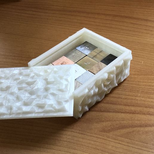 Télécharger fichier STL BOÎTE BASSE EN POLYÉTHYLÈNE AVEC COUVERCLE COULISSANT • Design pour ...