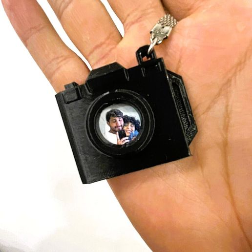 🗝️ Keychain camera with photo / instax camera keychain・Free STL File ...