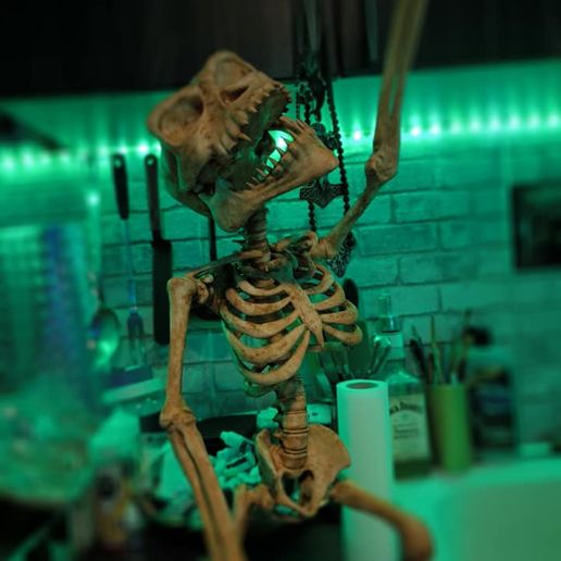 💀 Gremlins 2 Skeleton Melting Pose・ STL File for 3D printing・Cults