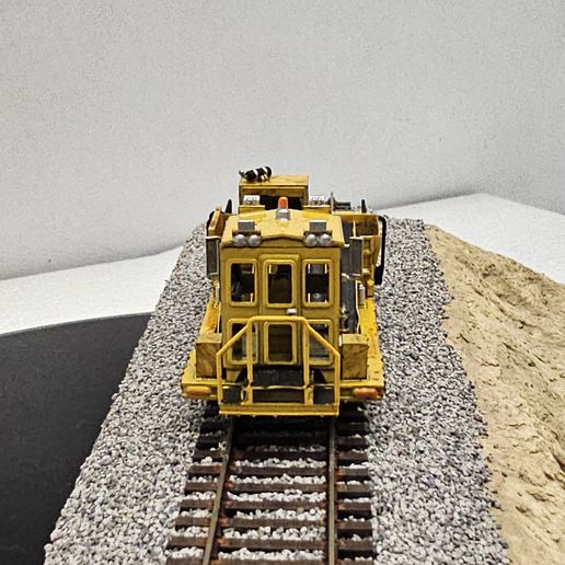 ⛏️ M.O.W. SCRAP PICK UP MACHINE IN HO SCALE・ STL File for 3D printing・Cults