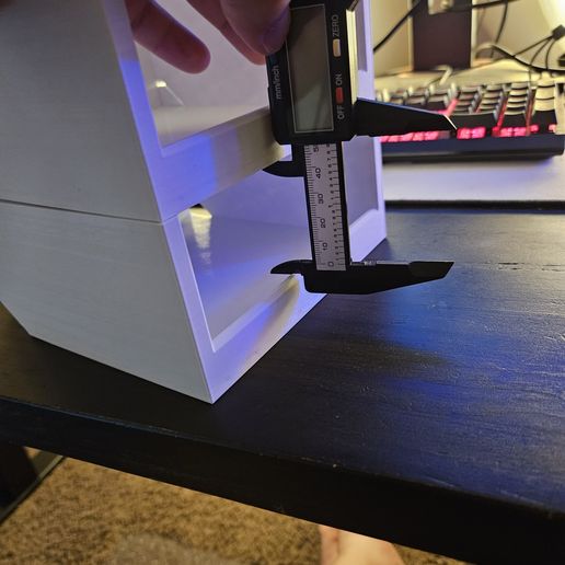 🏢 Wall-Mounted Cubby・Free STL File for ・Cults