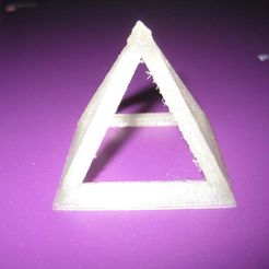 3D printable Hollow(er) Calibration Pyramid・Cults