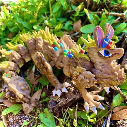 STL file EASTER BUNNY DRAKE, FLEXI WIGGLE PET 🐇 ・3D print object to ...