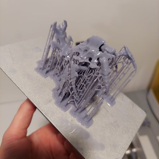 🎲 Tyranid Pyrovore・3D Print with the Anycubic Photon Mono X2 3D printer ...