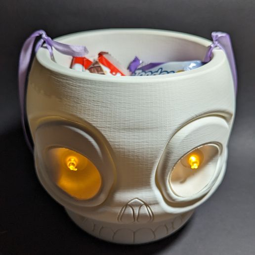 STL file Halloween Candy Skull 🎃 (3MF)・3D printing idea to download・Cults
