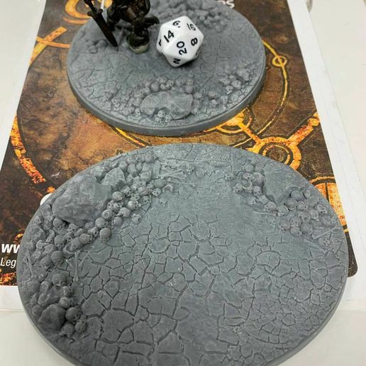 warhammer skull base