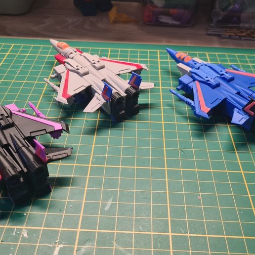 🛩️ G1 style Seeker Decepticon Starscream・ 3D File for 3D printing・Cults