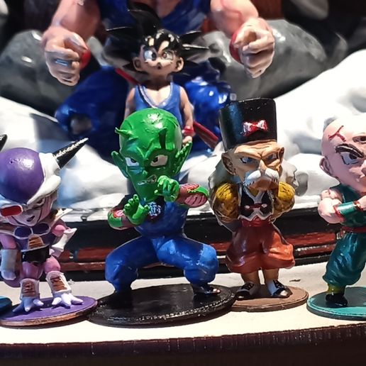 🐉 18 miniature collectible figures Dragon Ball Z DBZ - 18 miniature ...