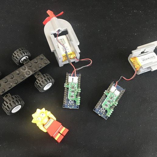 Download free STL file Arduino nano 33 ble propeller Car • 3D printable ...