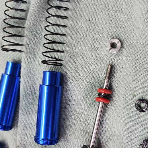 🚁 Dravtech knock-off shock fix・Free STL File for 3D printing・Cults