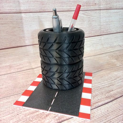 ️ Pencil holder for Formula 1 tires and road pencils・ STL File for ・Cults