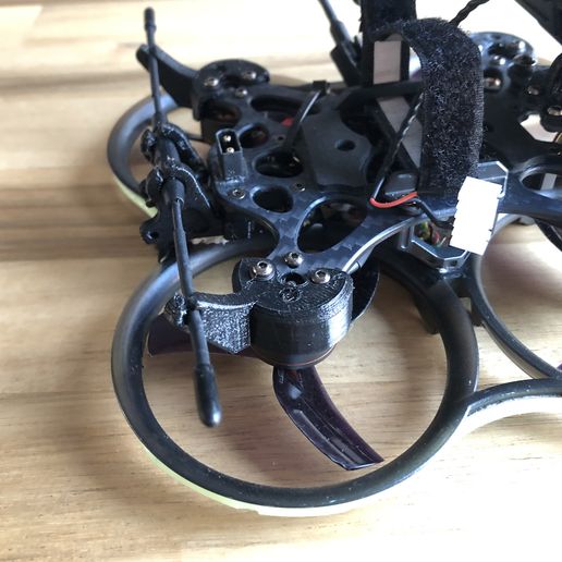 📶 Betafpv Pavo 25 v2 & pavo 35 motor with antenna mount・ STL File for ...