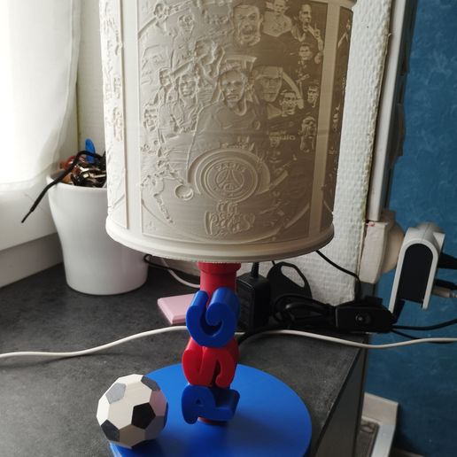 Archivo 3D Portalámparas PSG + equipo abat day 🏠 ・Design para impresora ...