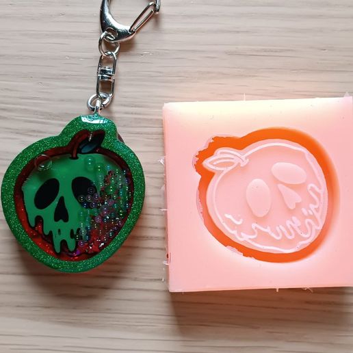 STL file Resin Shaker Mold - Poisoned Apple (Disney's Snow White) 🍎 ・3D ...