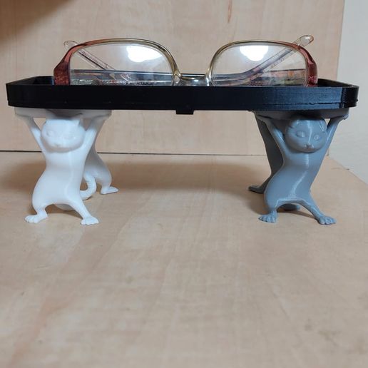 👓 Glasses Holder Held By Cats・Free STL File for 3D printing・Cults