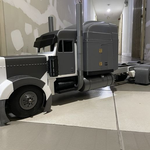 🚚 Peterbilt 379 scale 1/10 RC truck・ STL File for 3D printing・Cults