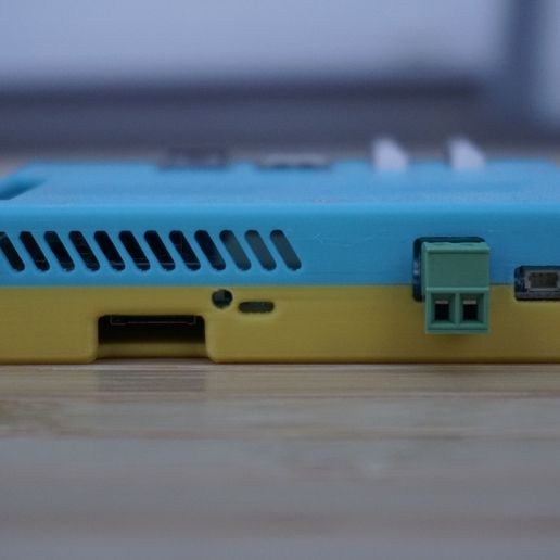 🎩 Raspberry Pi 4 & Waveshare Connector Adapter Housing by Nerdiy.de・ 3D ...