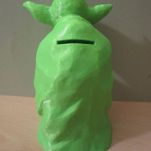 💰 Large Yoda money box with lid - Star Wars Jadi action figure - Bueste ...