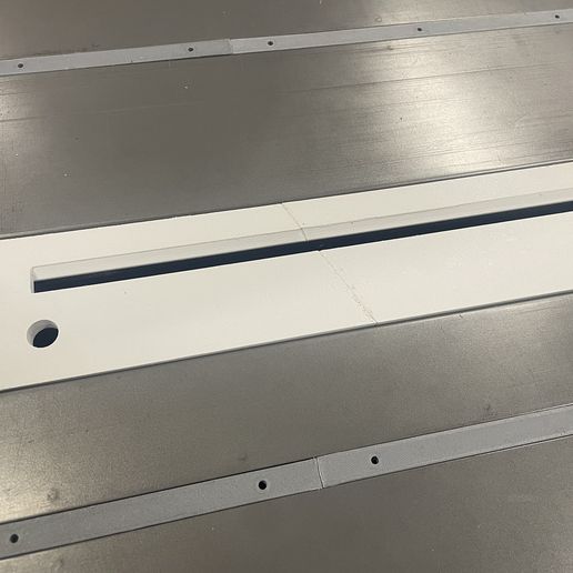 STL file Stiffer plate for Fury 5S evolution table saw 🪚 ・3D printable ...