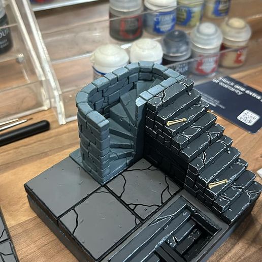 🪜 Dungeon Blocks - Dungeon Set - Spiral Staircase・Free STL File for 3D ...