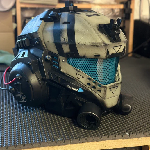 🪖 Printable TitanFall Helmet・3D Print・Cults