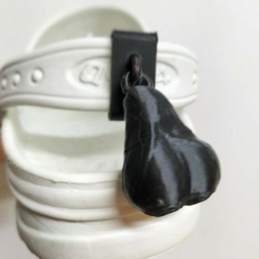 🗝️ crocs nuts, keychain!・ STL File for ・Cults